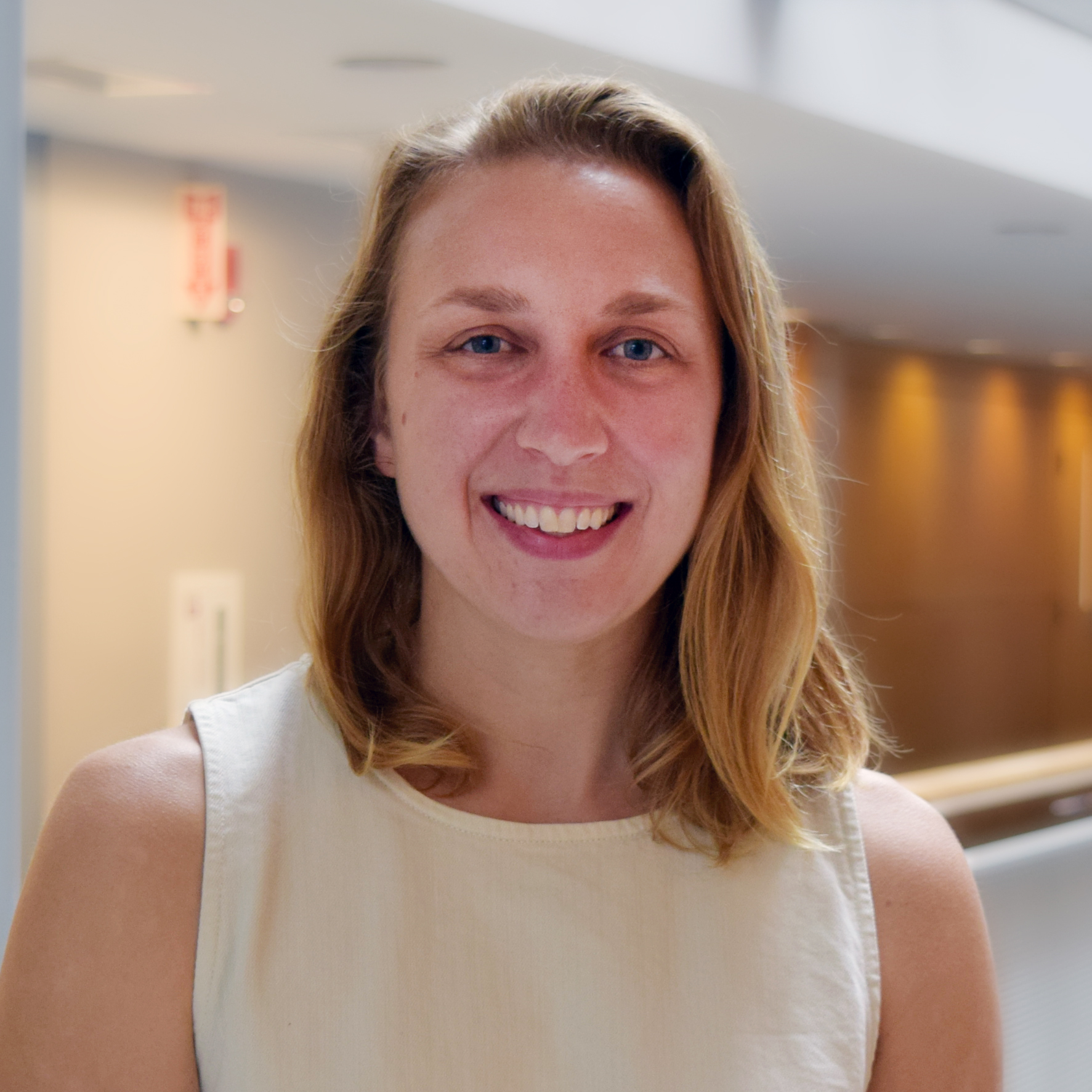 Elizabeth Bowling's Instagram, Twitter & Facebook on IDCrawl